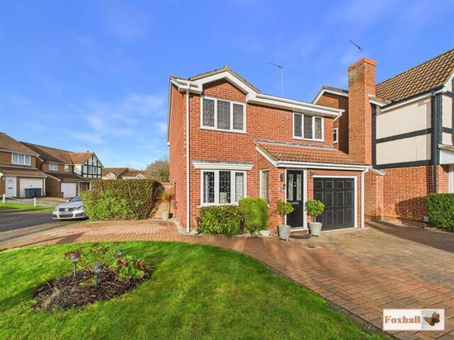 3 Bedroom House Ipswich Suffolk LS99204178
