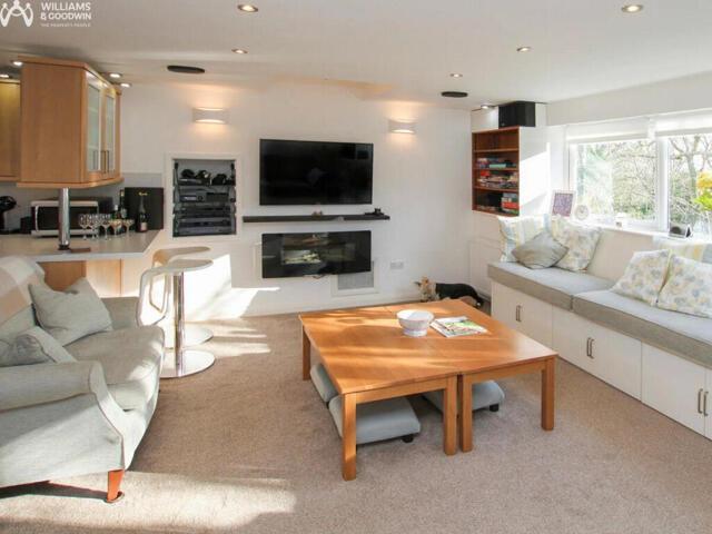 3 Bedroom House Isle Of Anglesey Isle Of Anglesey LS100057852