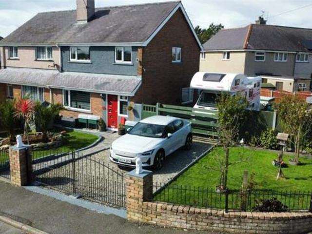 3 Bedroom House Isle Of Anglesey Isle Of Anglesey 101675545