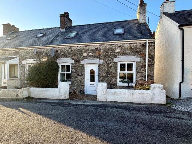 3 Bedroom House Isle Of Anglesey Isle Of Anglesey 99130224