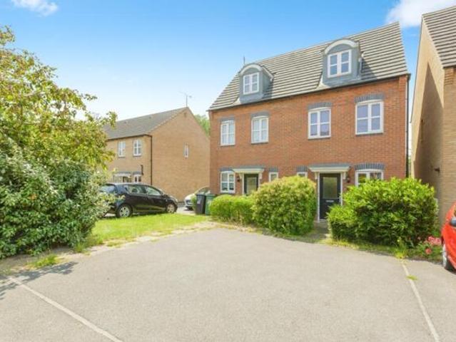 3 Bedroom House Oadby Leicester LS99523838