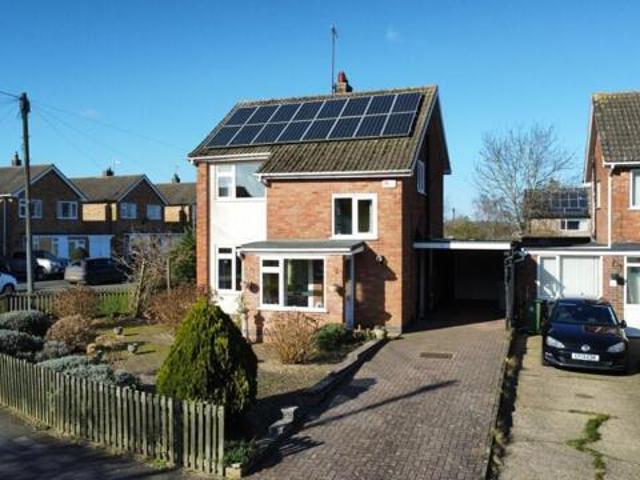3 Bedroom House Oakham Rutland 102023768