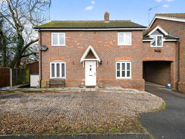 3 Bedroom House Oakley Bedford Borough 100426033