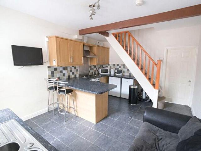 3 Bedroom House Of Multiple Occupation To Rent In Ilkeston Road, Nottingham, NG7