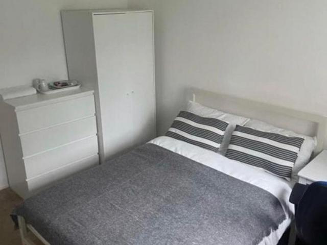 3 bedroom house of multiple occupation to rent