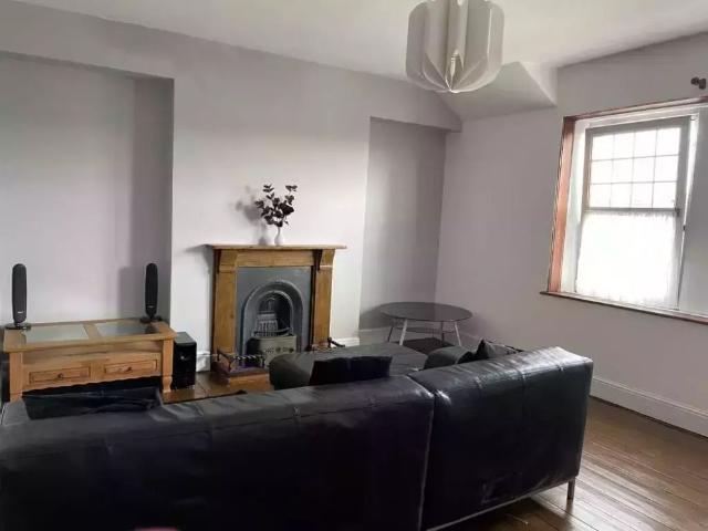 3 bedroom house of multiple occupation to rent