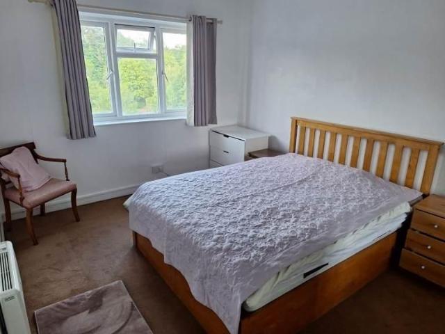 3 bedroom house of multiple occupation to rent