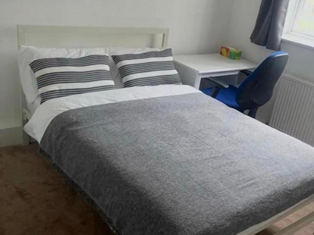 3 bedroom house of multiple occupation to rent