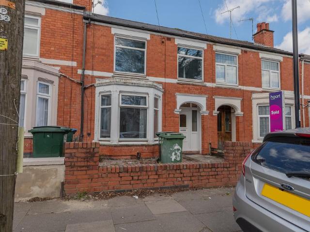 3 bedroom terraced house for sale