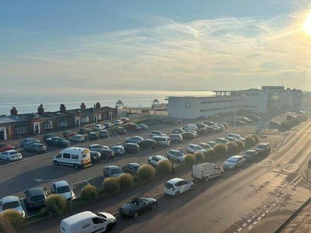 3 Bedroom House Of Multiple Occupation For Rent In Bexhill On Sea, East Sussex