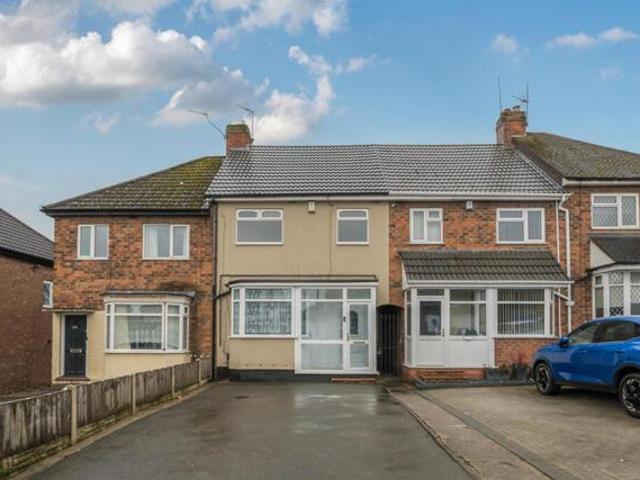 3 Bedroom House Oldbury Sandwell 101931853