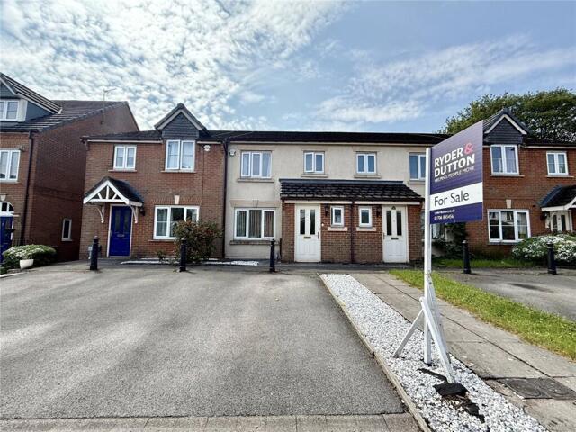 3 Bedroom House Oldham Oldham 91690492