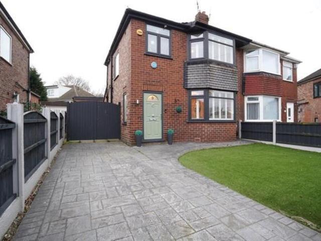 3 Bedroom House Oldham Oldham 101231917
