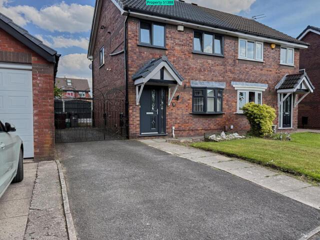 3 Bedroom House Oldham Oldham LS99092578