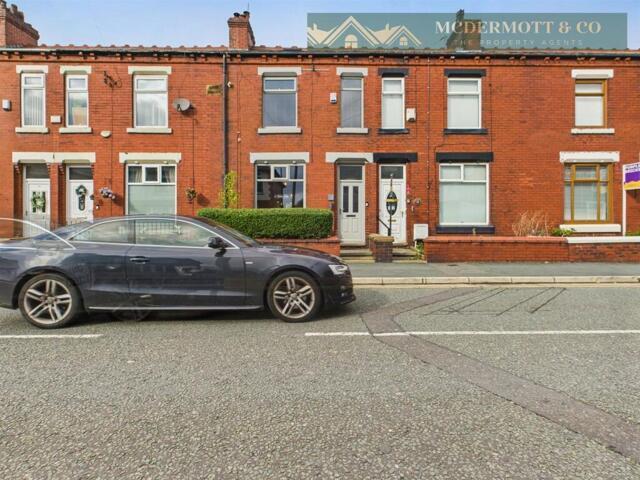 3 Bedroom House Oldham Greater Manchester 98278059