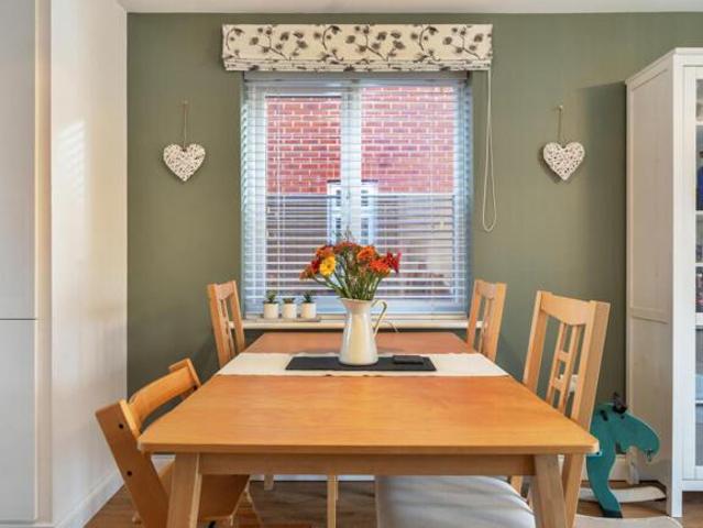 3 Bedroom House Oxford Oxfordshire 99345119