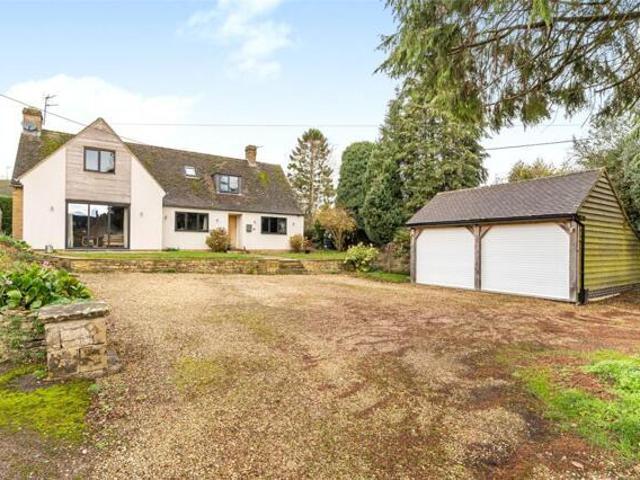 3 Bedroom House Oxfordshire Oxfordshire 98969219