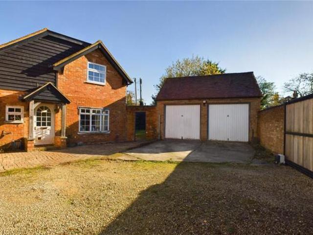 3 Bedroom House Oxfordshire Oxfordshire 98204622