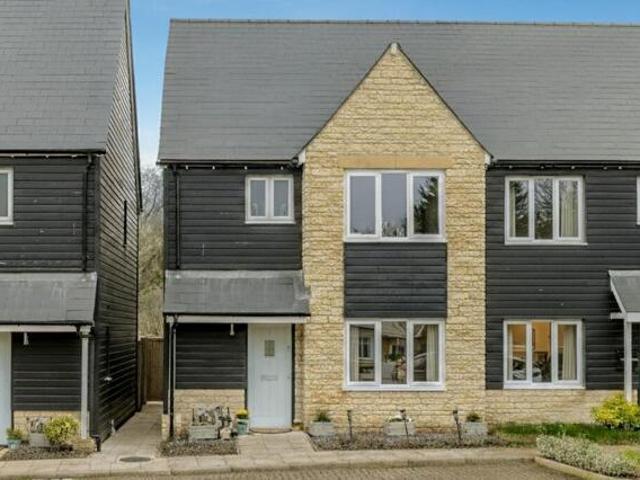 3 Bedroom House Oxfordshire Oxfordshire 99926285