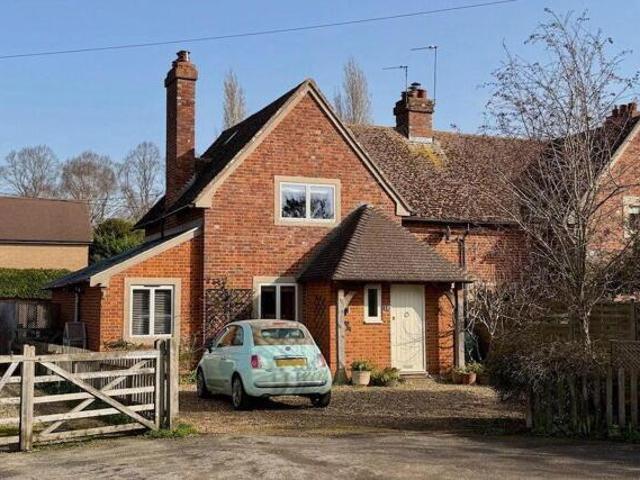 3 Bedroom House Oxfordshire Oxfordshire LS100024104