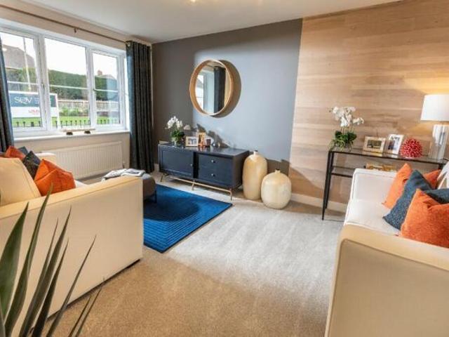 3 Bedroom House Louth Lincolnshire LS100398652