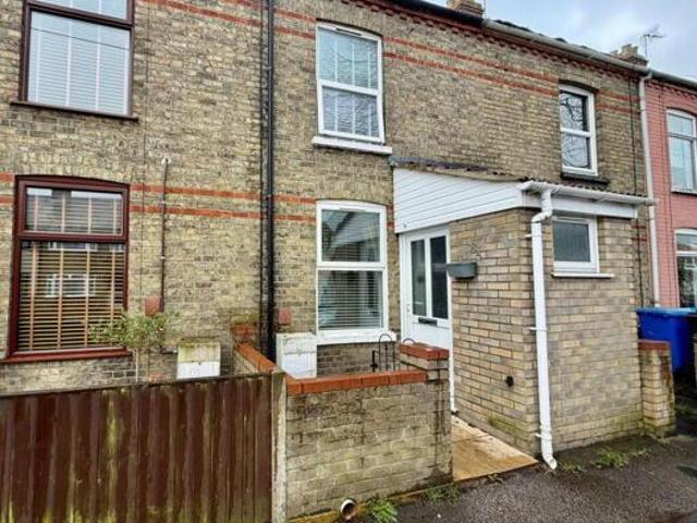 3 Bedroom House Lowestoft Suffolk 101678030