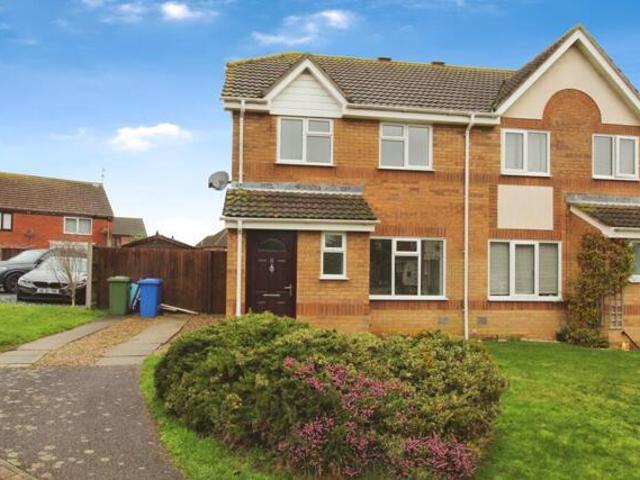 3 Bedroom House Lowestoft Suffolk 99986270