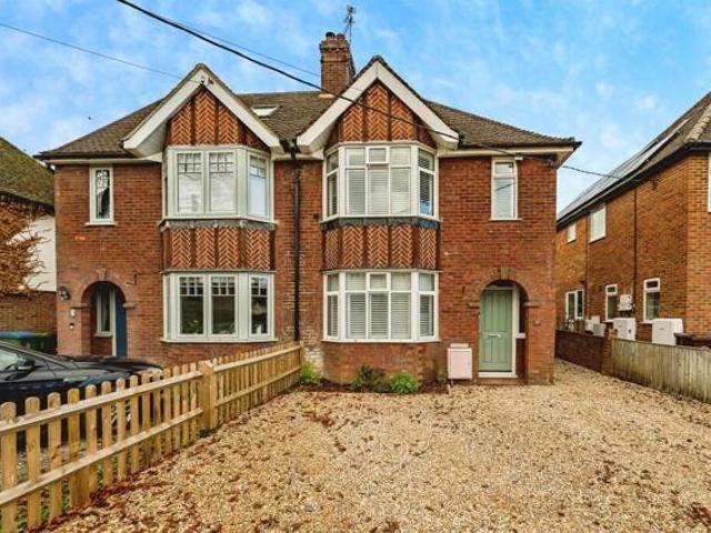 3 Bedroom House Long Crendon Buckinghamshire 98262604