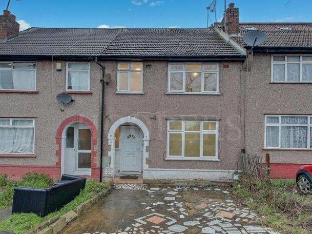 3 Bedroom House London Greater London LS100398187