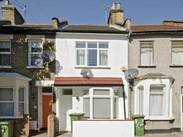 3 Bedroom House London Greater London LS100456502