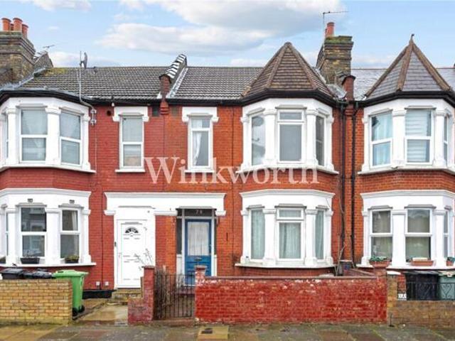 3 Bedroom House London Greater London LS100825074
