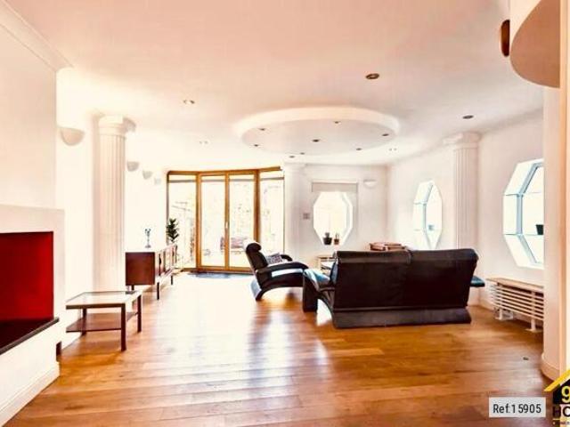 3 Bedroom House London Greater London LS101278164