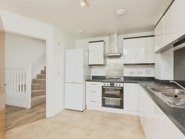 3 Bedroom House London Greater London 99986544