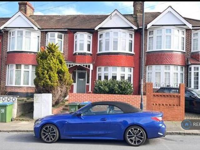 3 Bedroom House London London 100389029