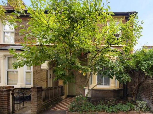 3 Bedroom House Londres Greater London 99380667