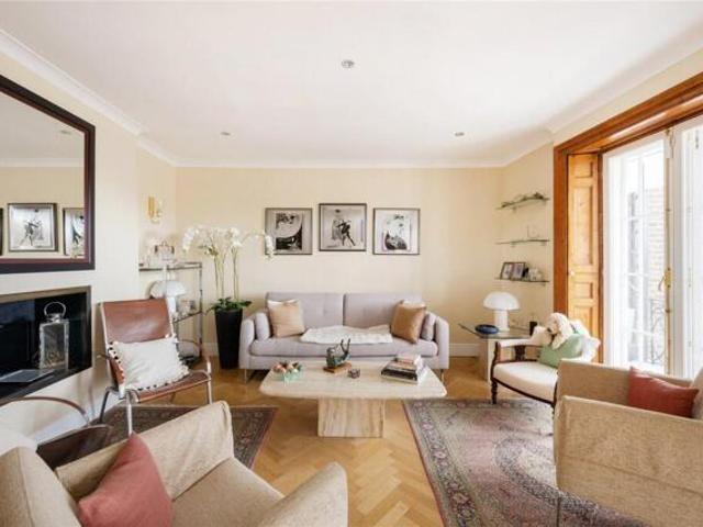 3 Bedroom House Londres Greater London 99475803