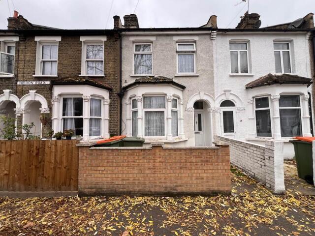 3 Bedroom House Londres Greater London 100614980
