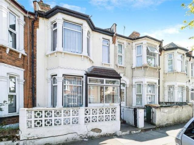 3 Bedroom House Londres Greater London 100615104