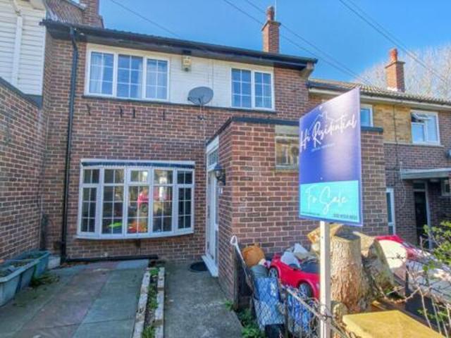 3 Bedroom House Londres Greater London 100685391
