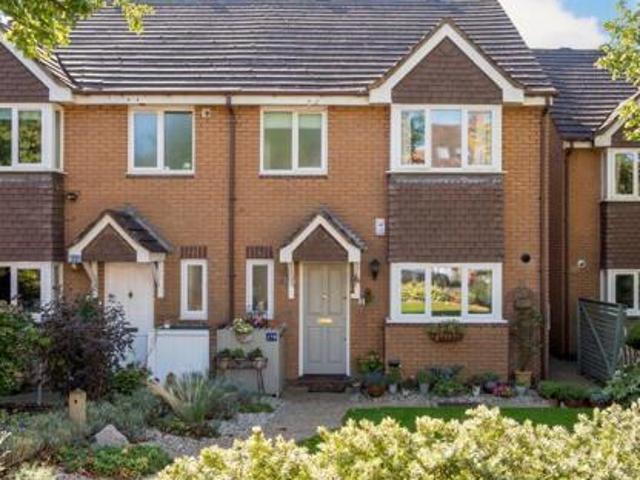 3 Bedroom House Londres Greater London 101675565