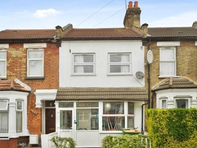 3 Bedroom House Londres Greater London 101676440