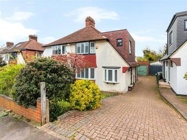 3 Bedroom House Londres Greater London 101677670