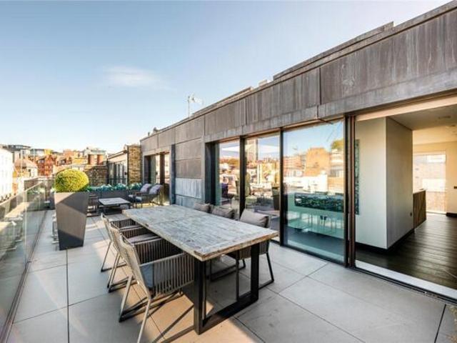 3 Bedroom House Londres Greater London 101168578