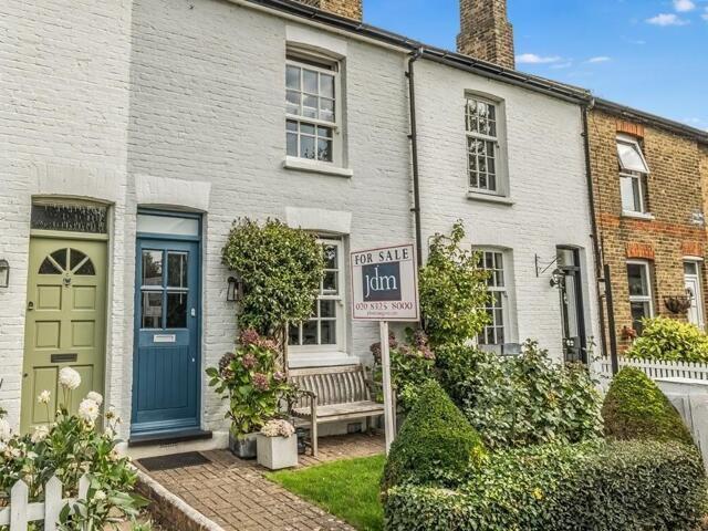 3 Bedroom House Londres Greater London LS99290283