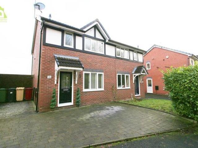 3 Bedroom House Lancs Bolton 99204182