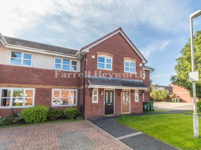 3 Bedroom House Lancs Lancashire 98205103
