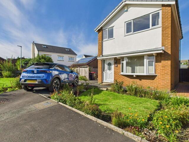 3 Bedroom House Lancs Lancashire 98687604