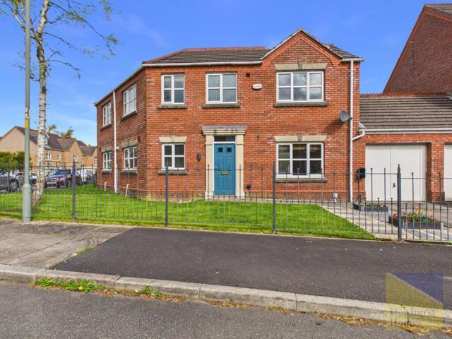 3 Bedroom House Lancs Lancashire 101892075