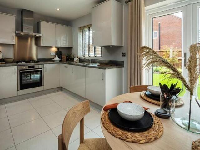3 Bedroom House Lancs Lancashire LS98969038