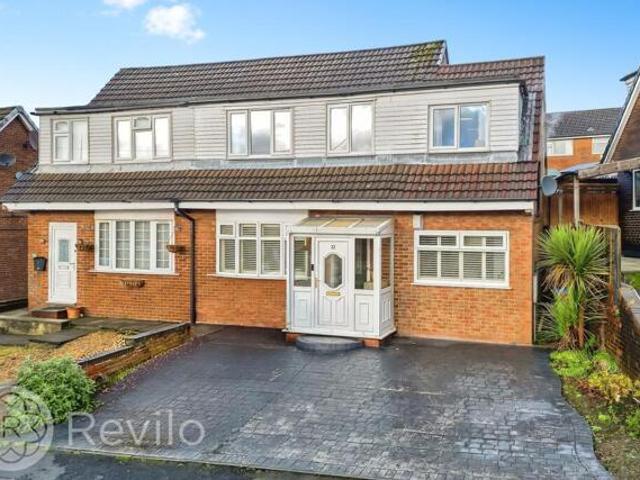 3 Bedroom House Lancs Rochdale LS99437319